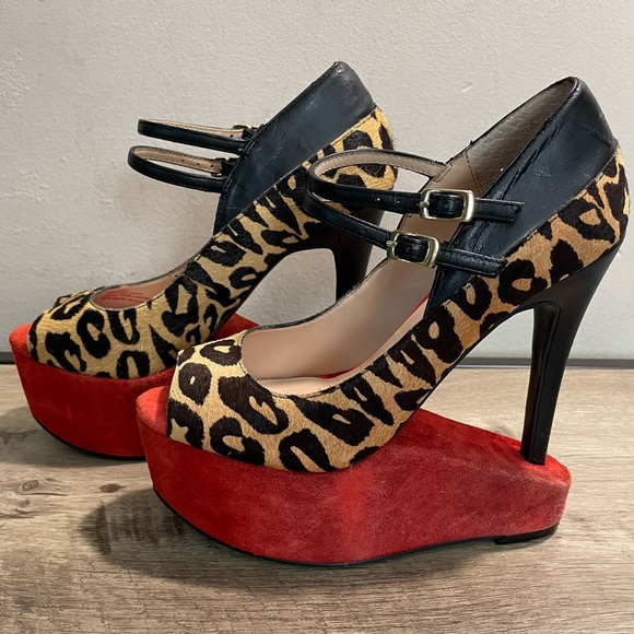 Dolce Vita | Shoes | Womens Dolce Vita Dv8 Leopard Red Suede Gypsie ...